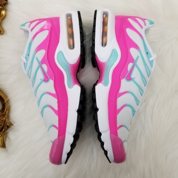 Nike | Shoes | Nike Air Max Plus Gs | Poshmark